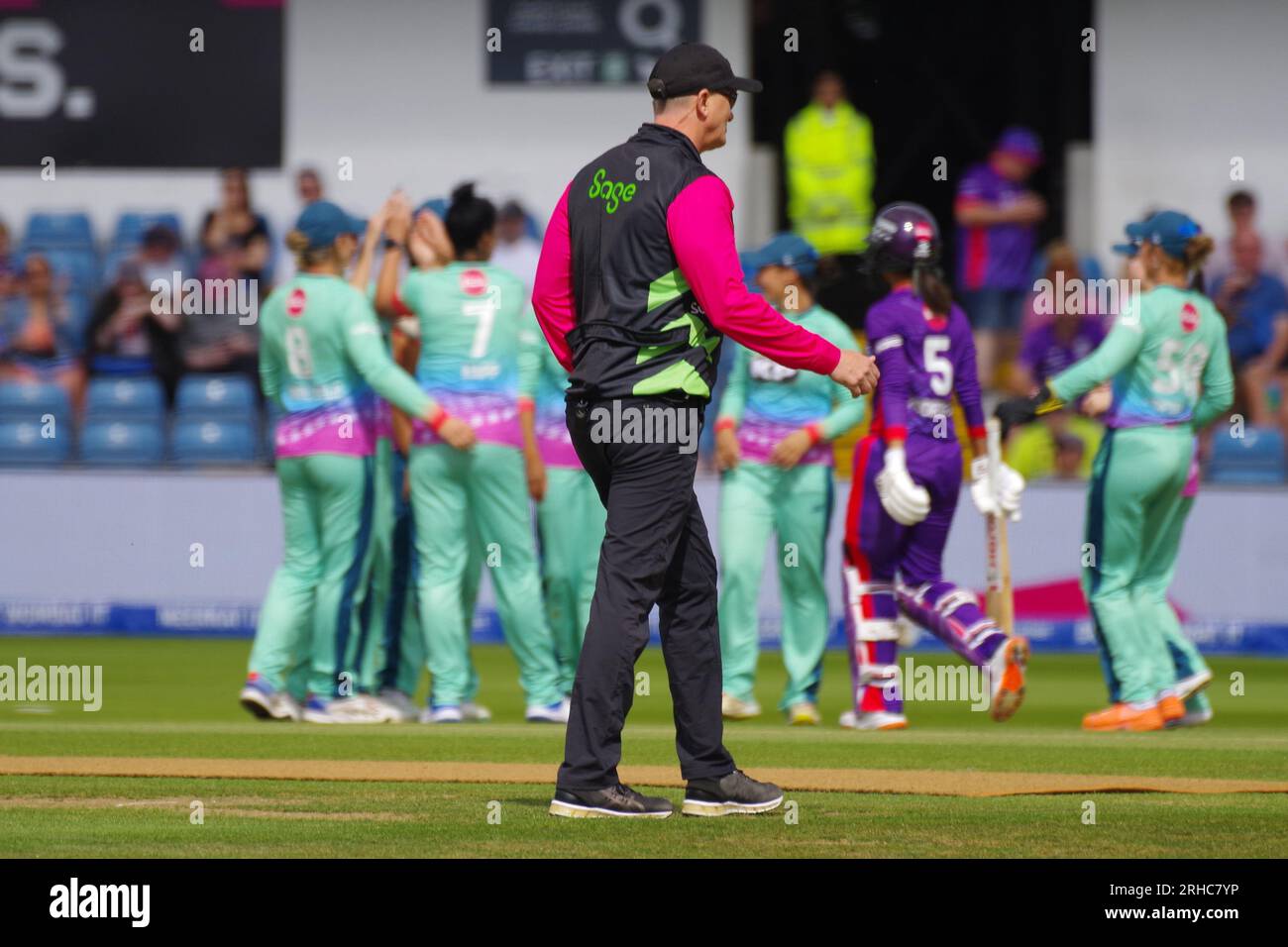 Leeds, 11 August 2023. Umpire Neil Pratt at the fall of a Northern ...
