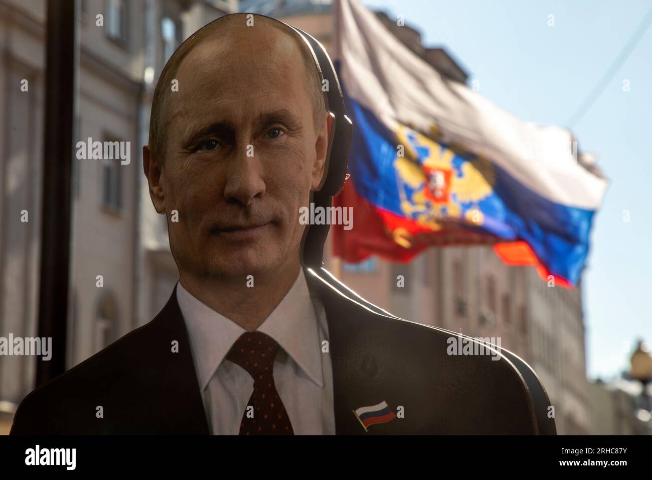 Vladimir putin portrait photo hi-res stock photography and images - Alamy