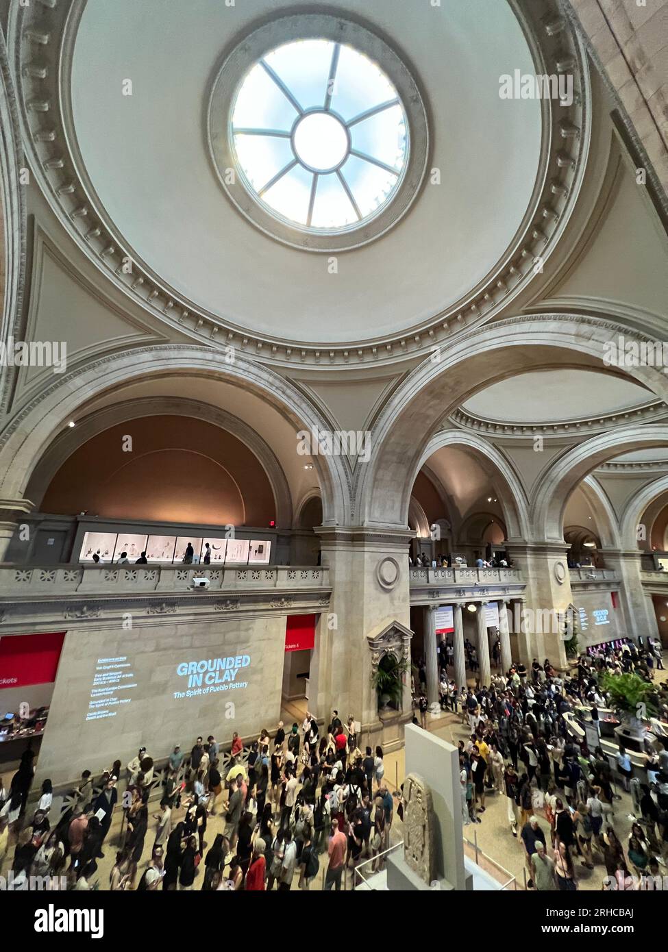 Crowded Grand Entry Hall ceiling at the Metropolitan Museum of Art a ...