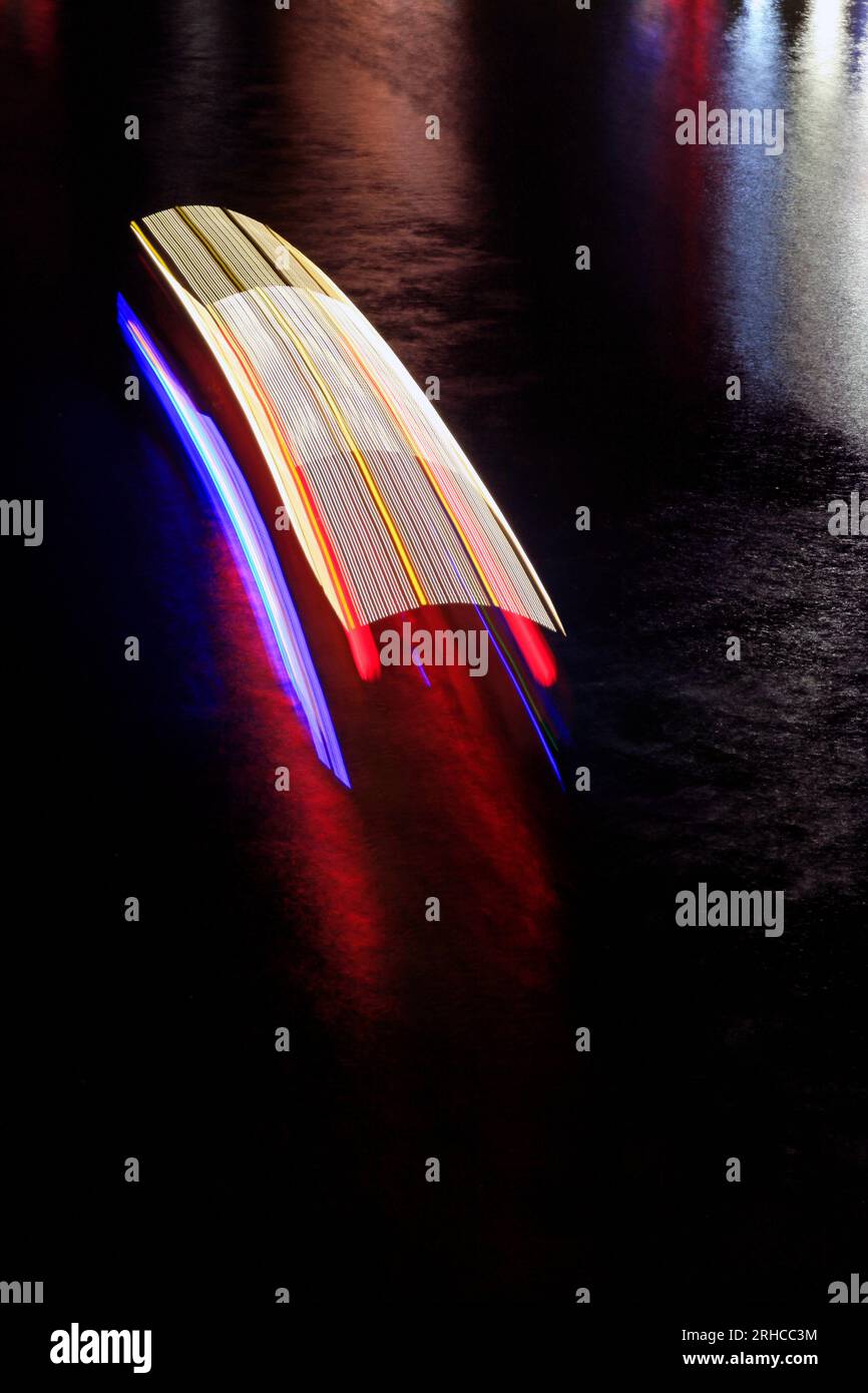 Fuzzy water surface hi-res stock photography and images - Alamy