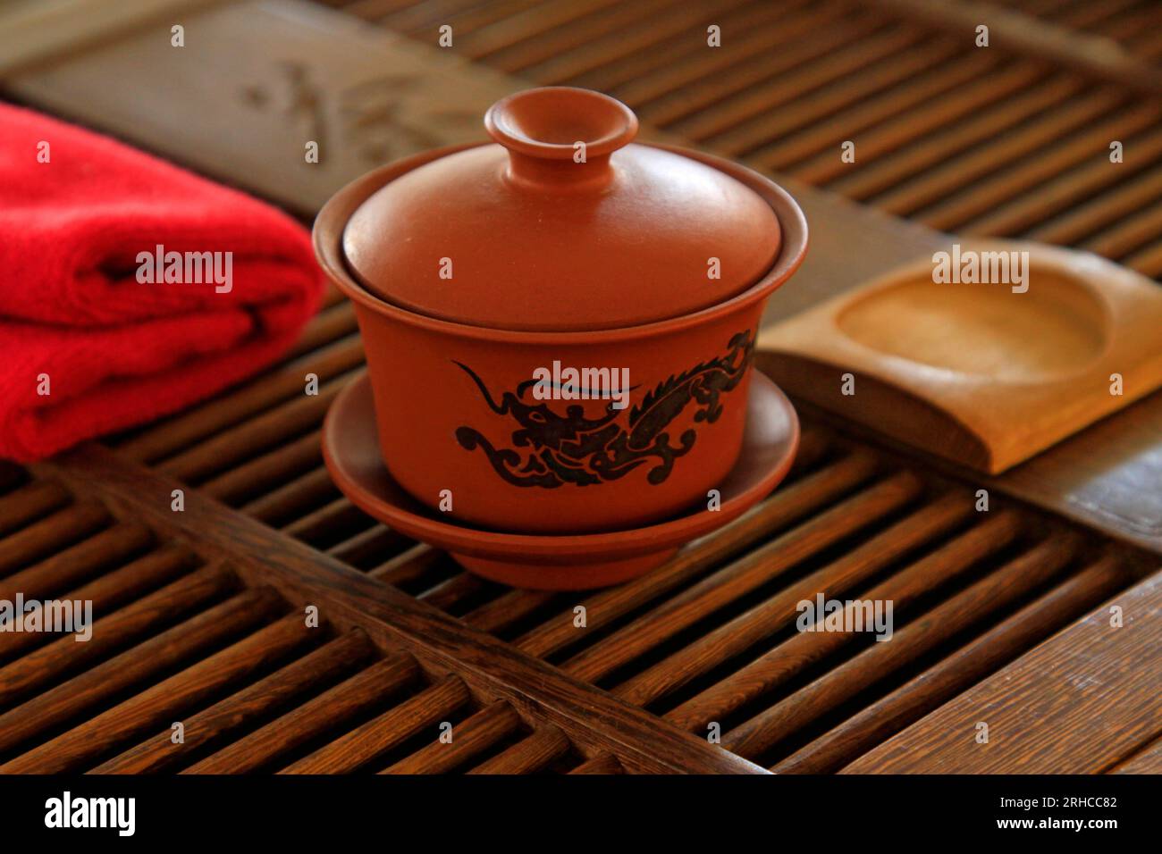 Traditional chinese yixing clay hi-res stock photography and images - Alamy