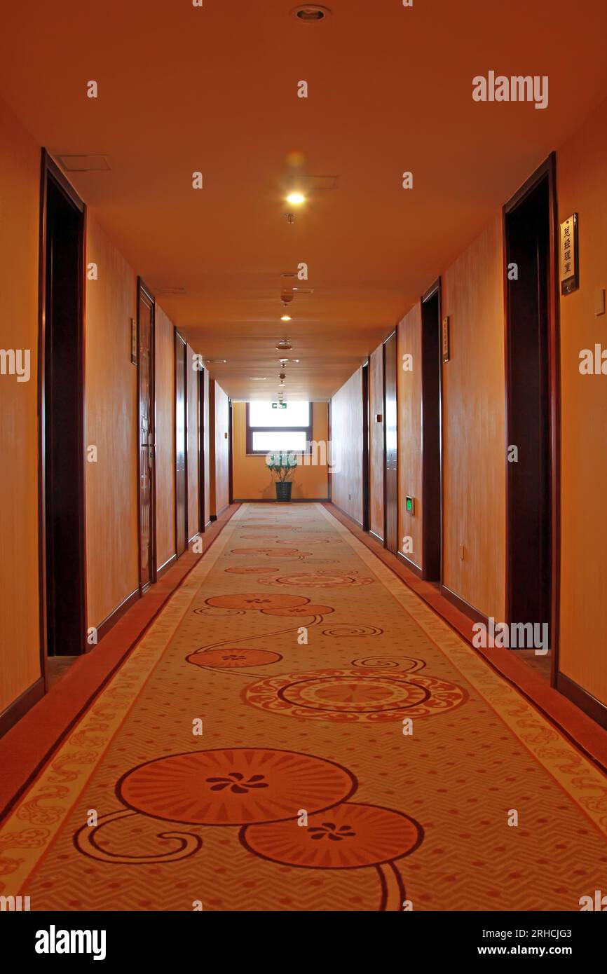 Hotel corridor carpet lighting design hi-res stock photography and ...