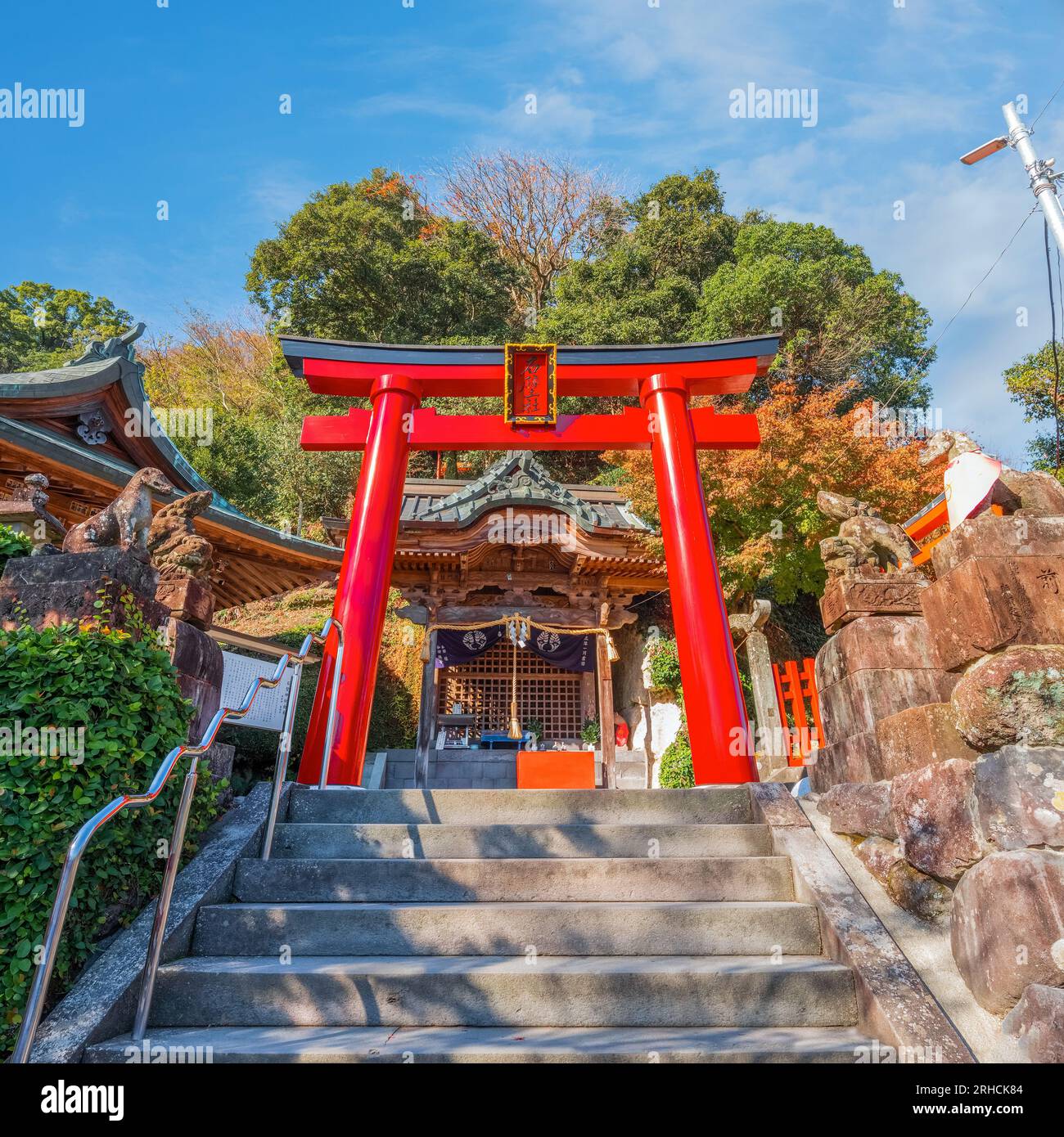 Yutoku inari jinja hi-res stock photography and images - Alamy