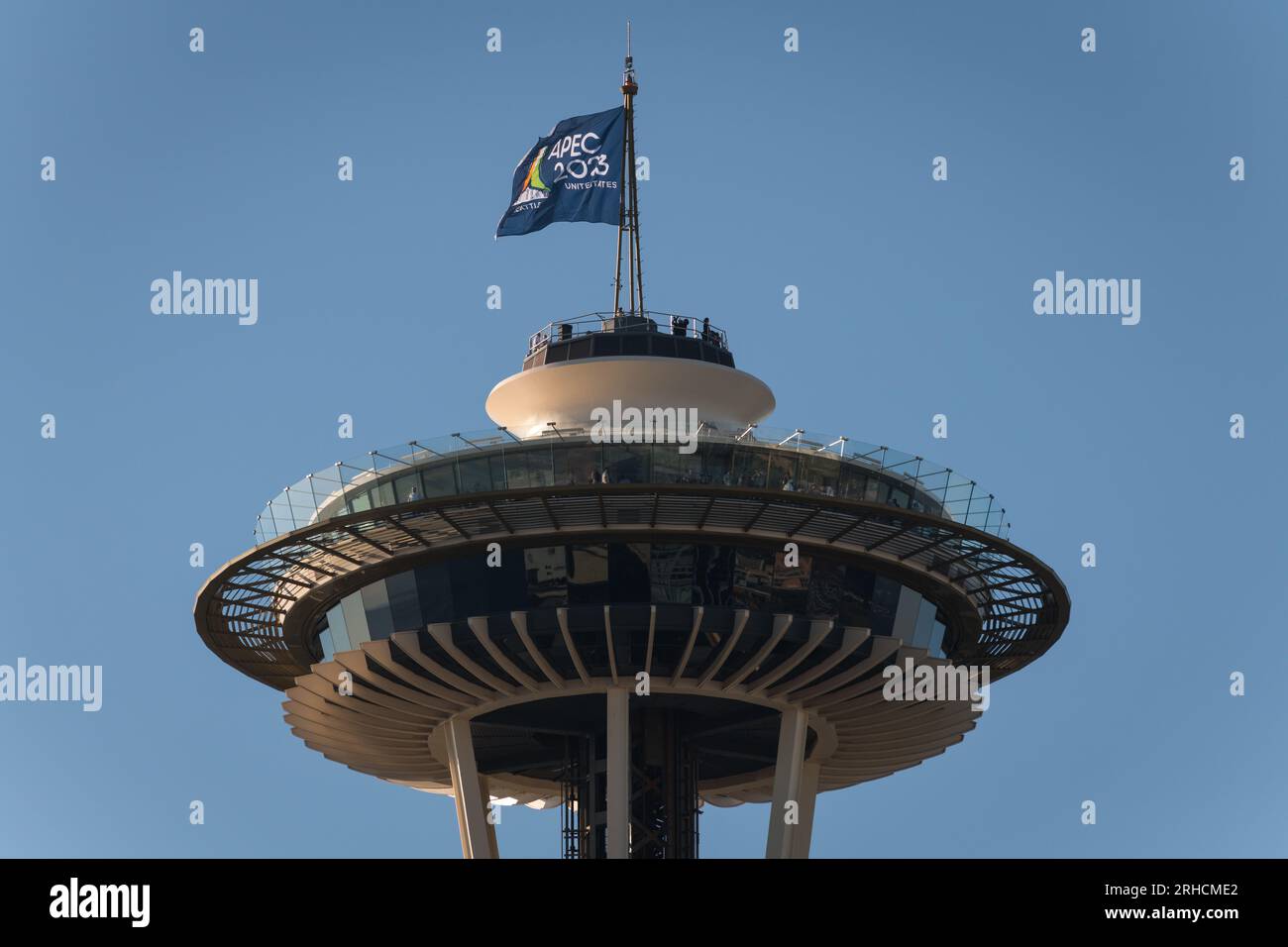 Seattle, USA. 15 Aug, 2023. Just after 6:00pm business leaders raise ...
