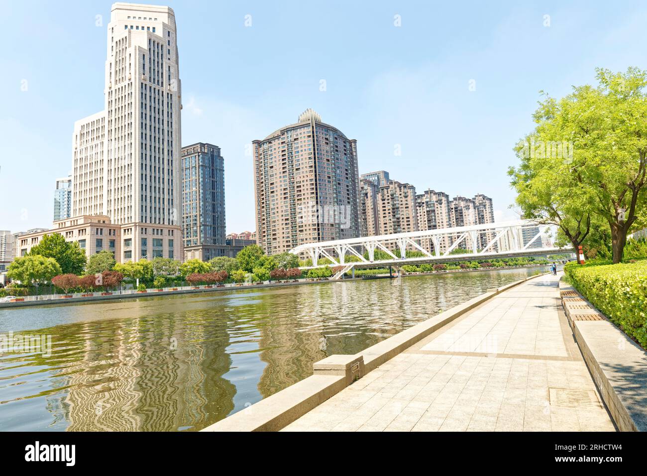 The wheel of tianjin and the wheel of tianjin hi-res stock photography ...