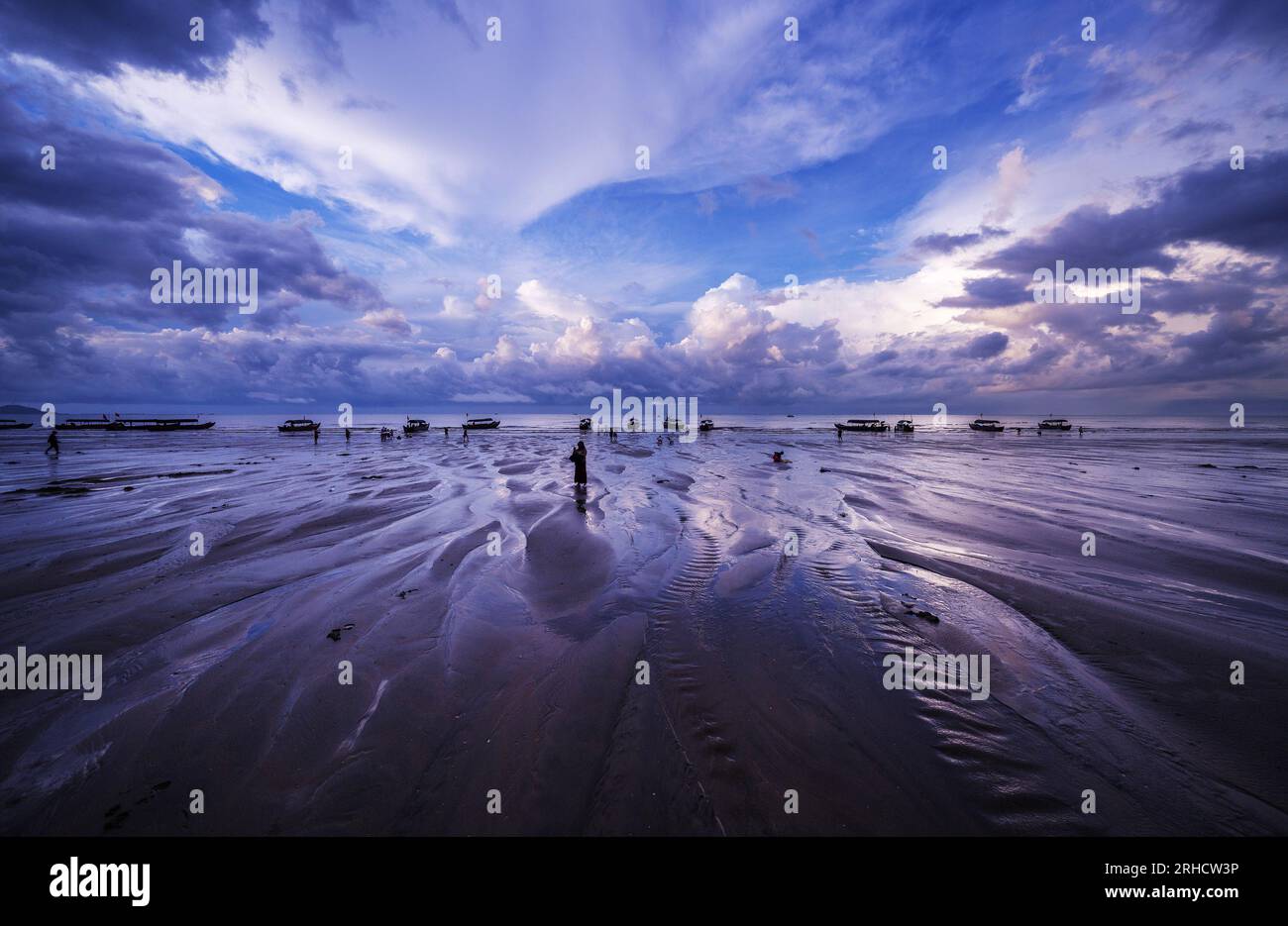 Dongxing. 15th Aug, 2023. This photo taken on Aug. 15, 2023 shows an ...