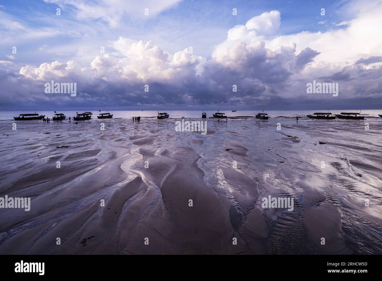 Dongxing. 15th Aug, 2023. This photo taken on Aug. 15, 2023 shows an ...