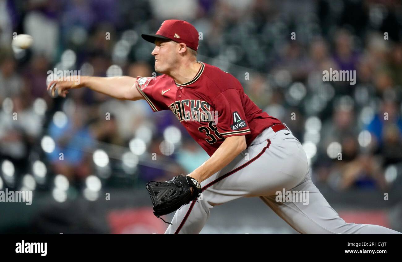 Arizona Diamondbacks relief pitcher Paul Sewald works against the ...