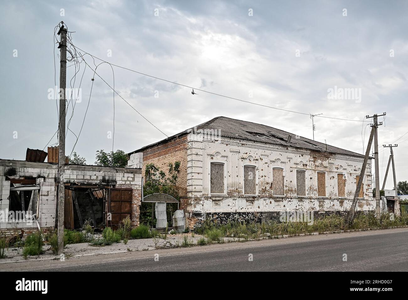 Non Exclusive: ORIKHIV, UKRAINE - AUGUST 10, 2023 - The consequences of ...