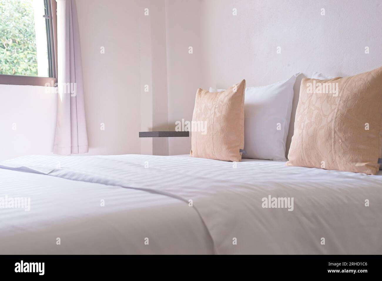 Cozy bedtime hi-res stock photography and images - Alamy