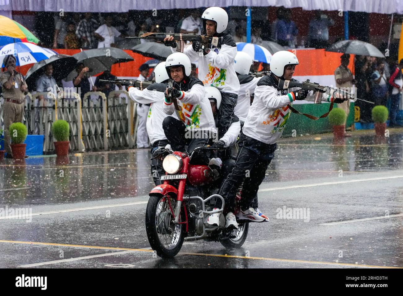 Kolkata Police personnel perform a maneuver on motorcycles during ...