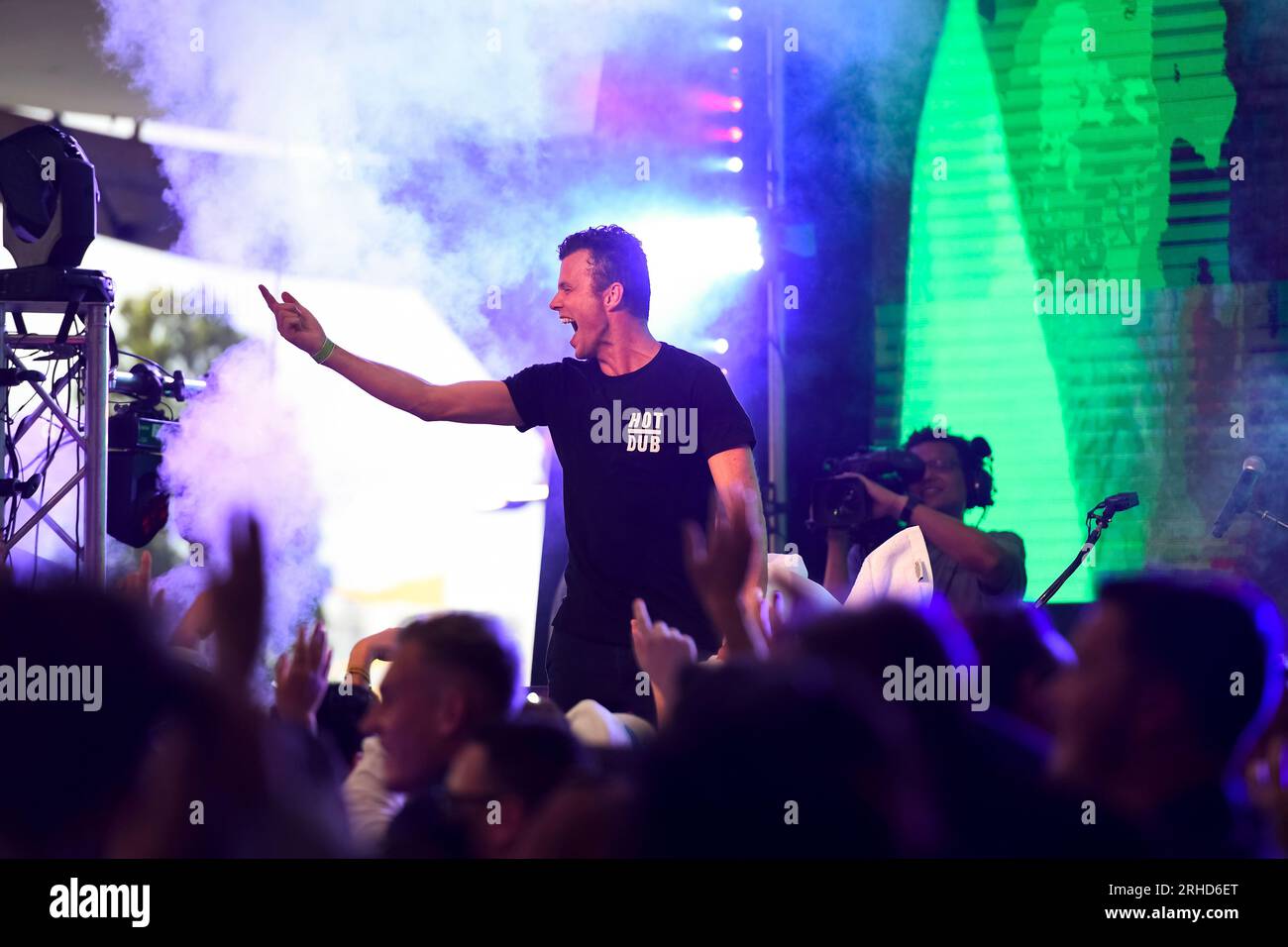 Tom lowndes hi-res stock photography and images - Alamy
