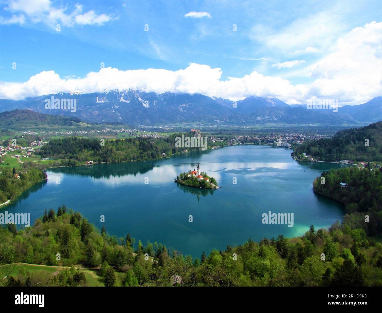 View of Bled lake and the island with the Pilgrimage church of the ...