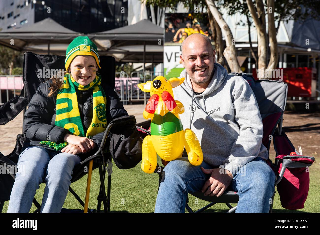 Melbourne, Australia. 16th Aug, 2023. Chris and her daughter Kalie ...