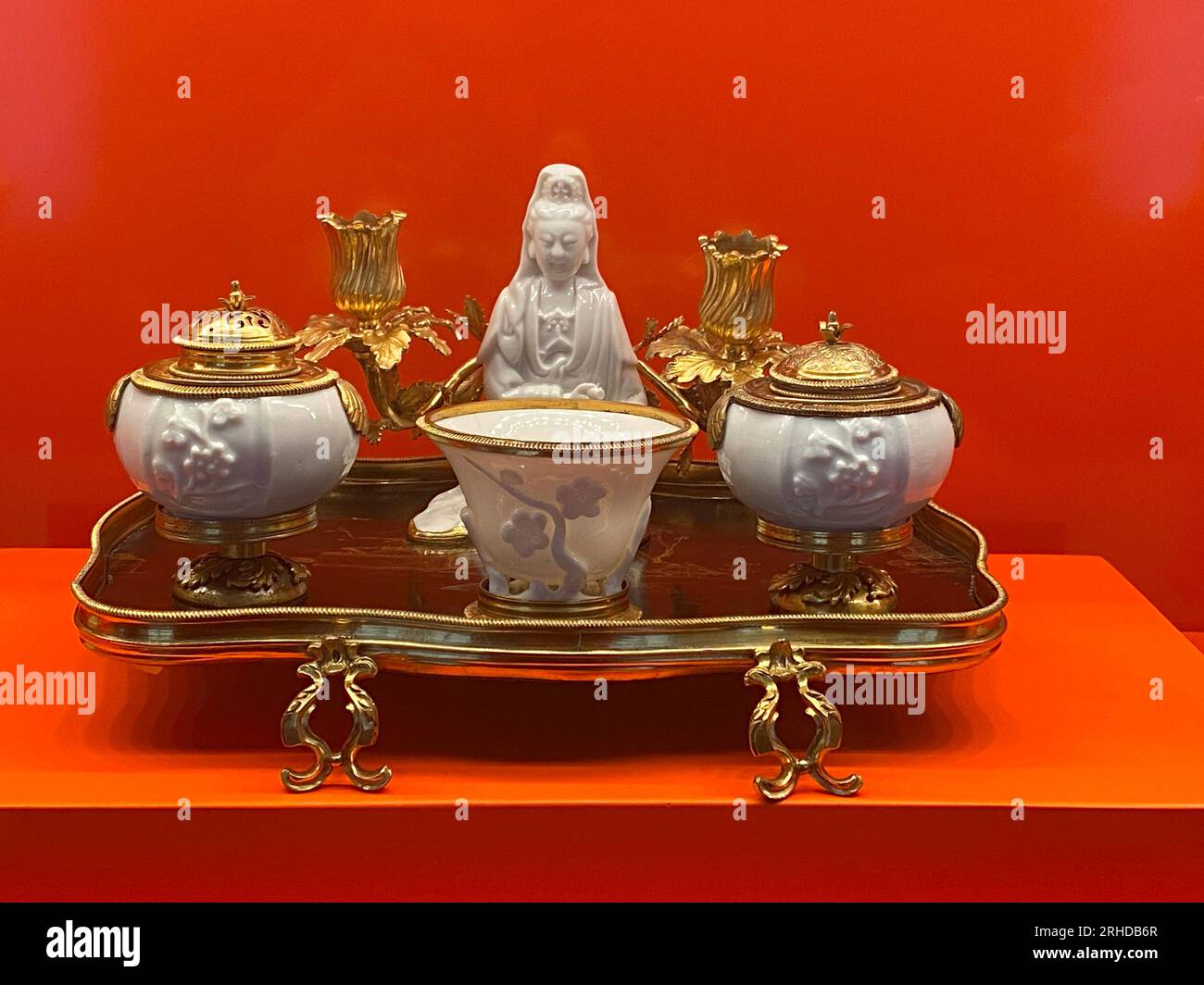 Chinese porcelain collection of the Bavarian kings in Munich Residence ...