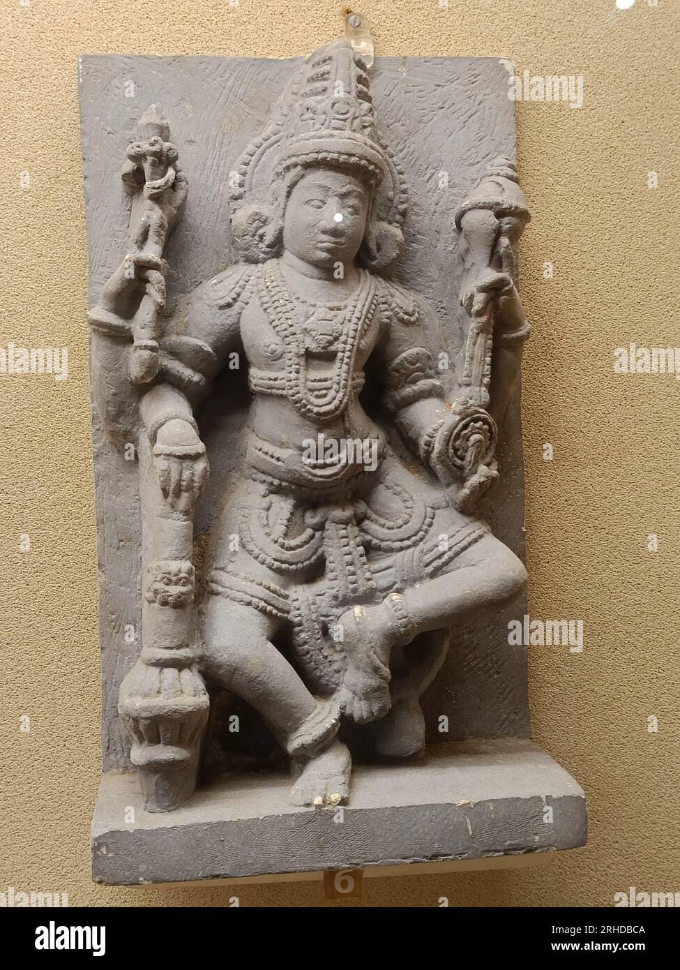 Vishnu rock sculpture hi-res stock photography and images - Alamy