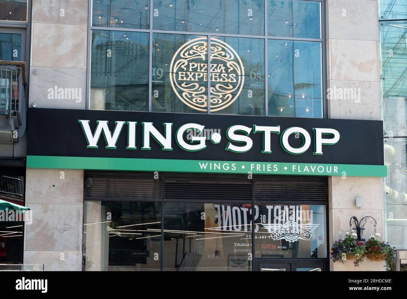 Wingstop Signage