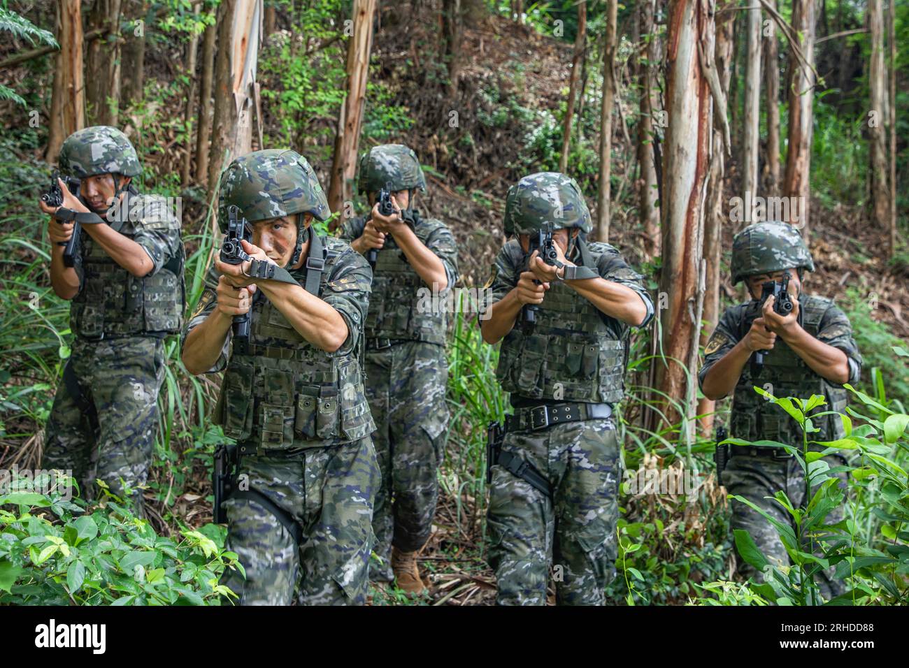NANNING, CHINA - AUGUST 16, 2023 - SWAT team members conduct an anti ...