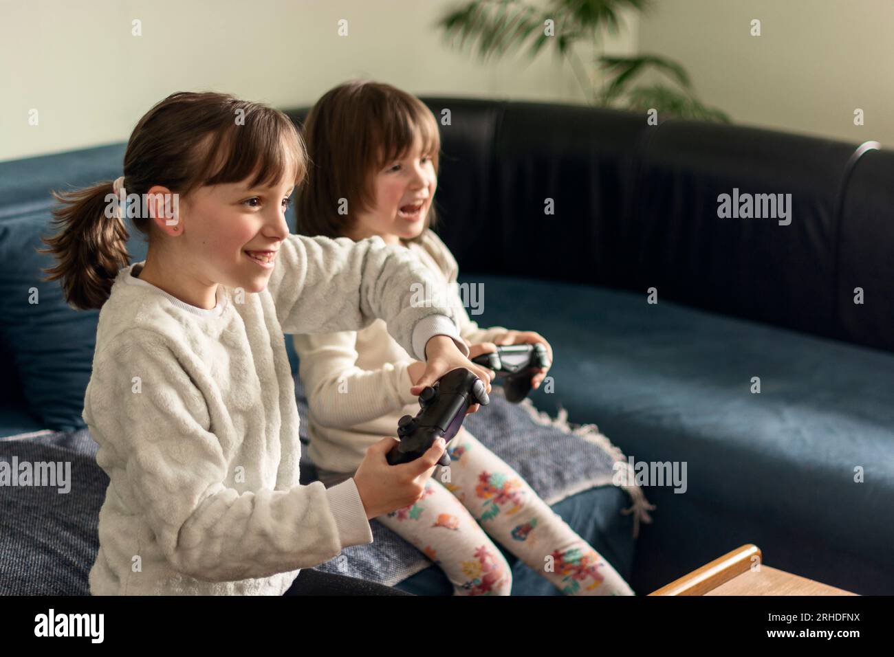 Playstation 6 hi-res stock photography and images - Alamy