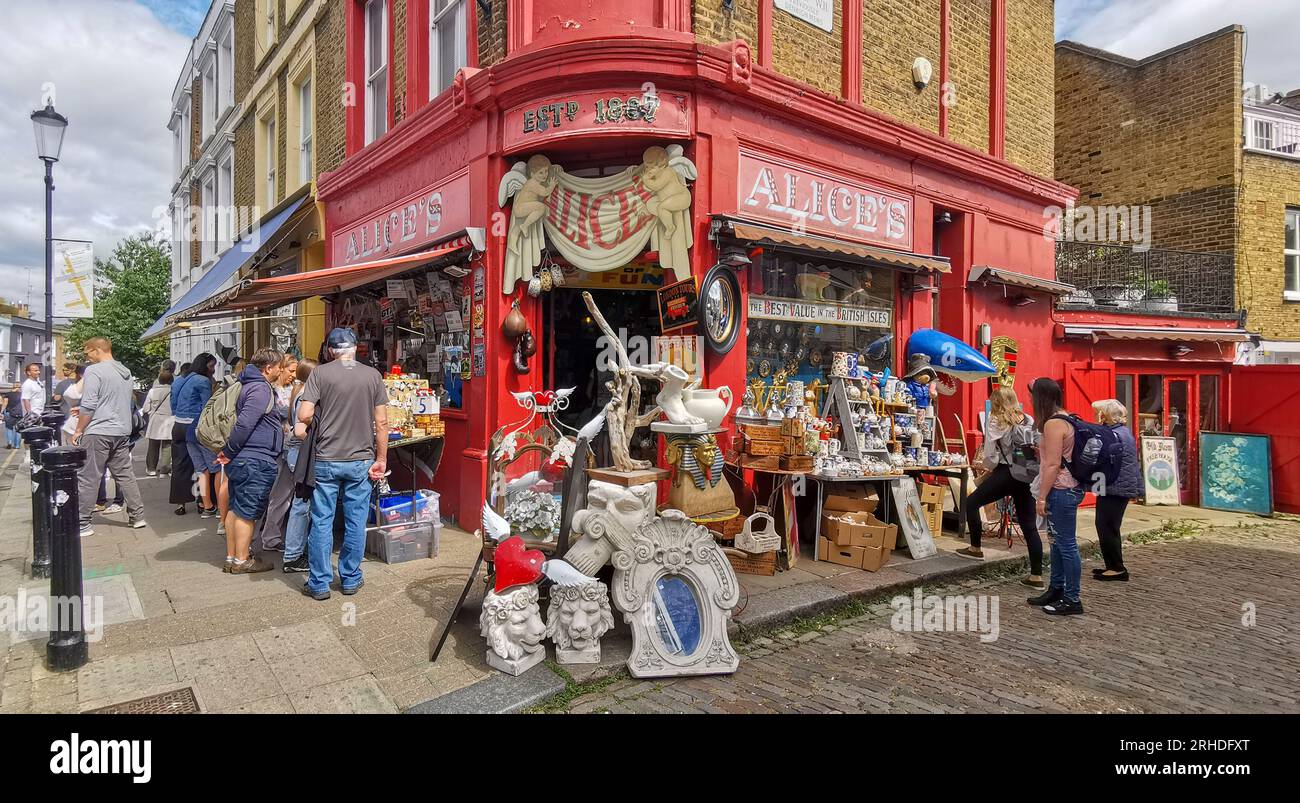 Antiques shop london hi-res stock photography and images - Alamy