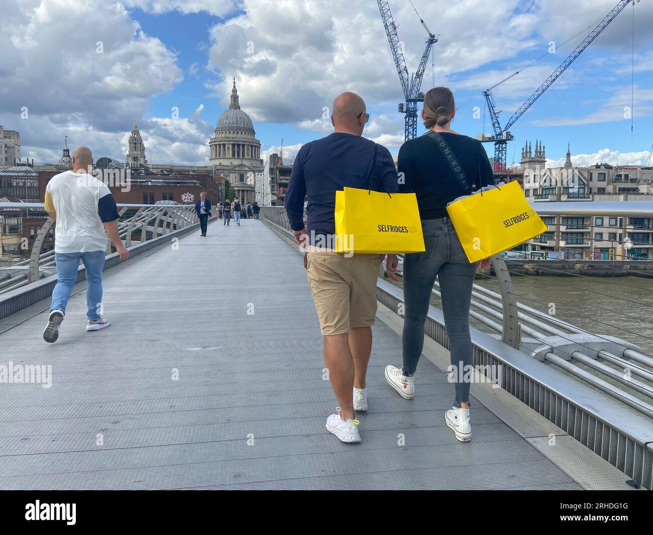 Roman london bridge hi-res stock photography and images - Alamy