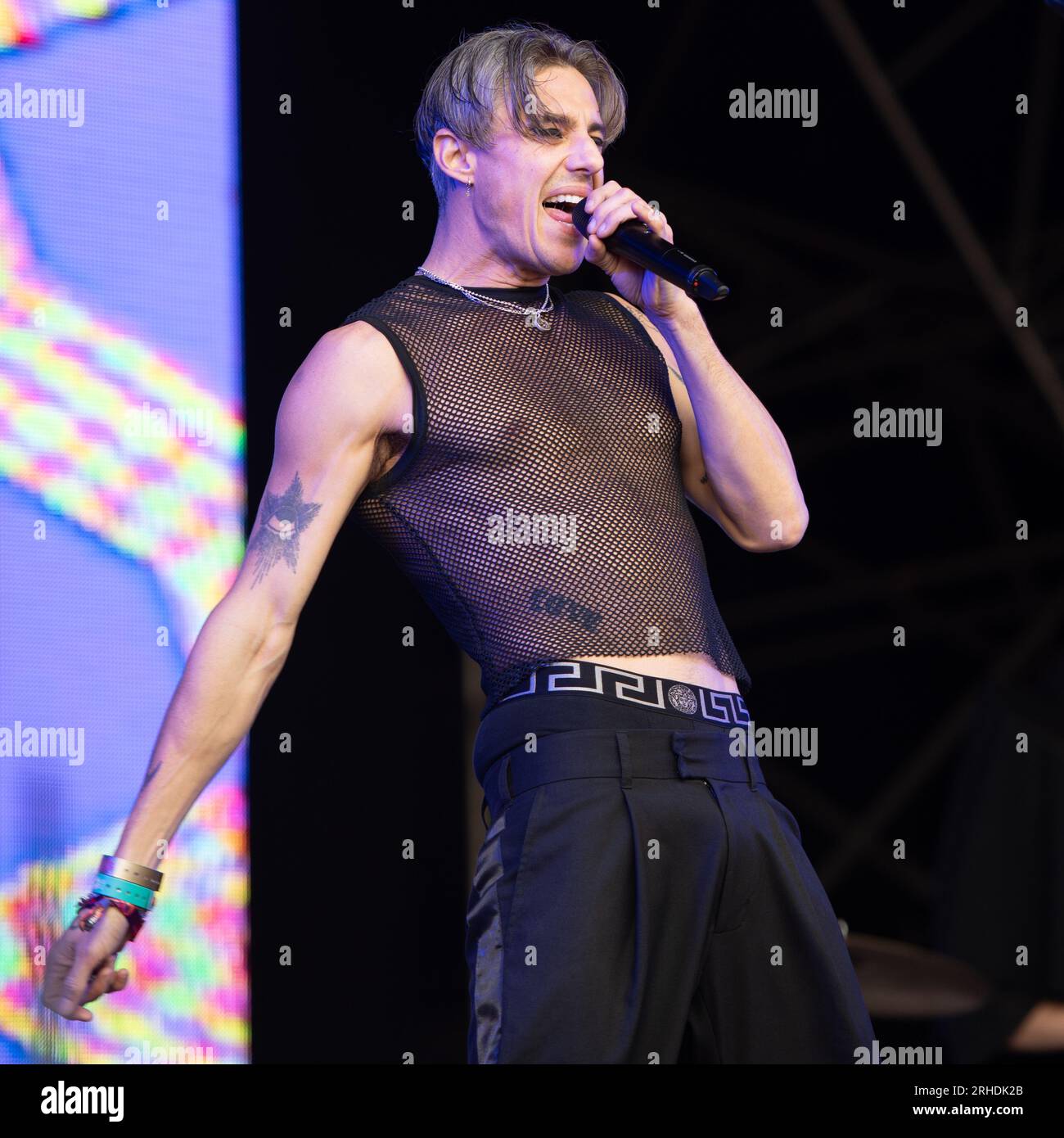 Confidence Man Janet Planet and Reggie Goodchild on Grand Central Stage ...