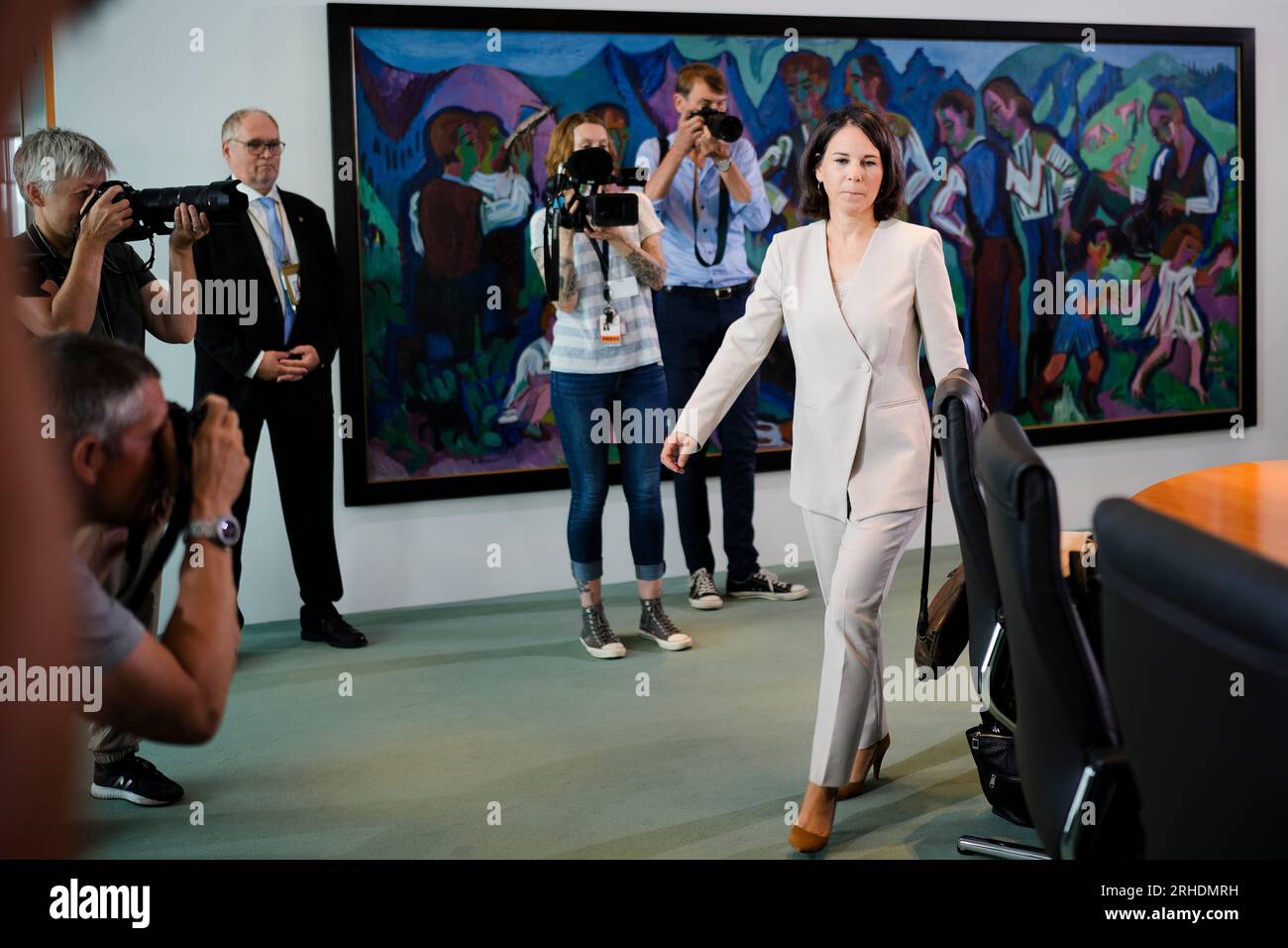 German Foreign Minister Annalena Baerbock walks through the cabinet ...