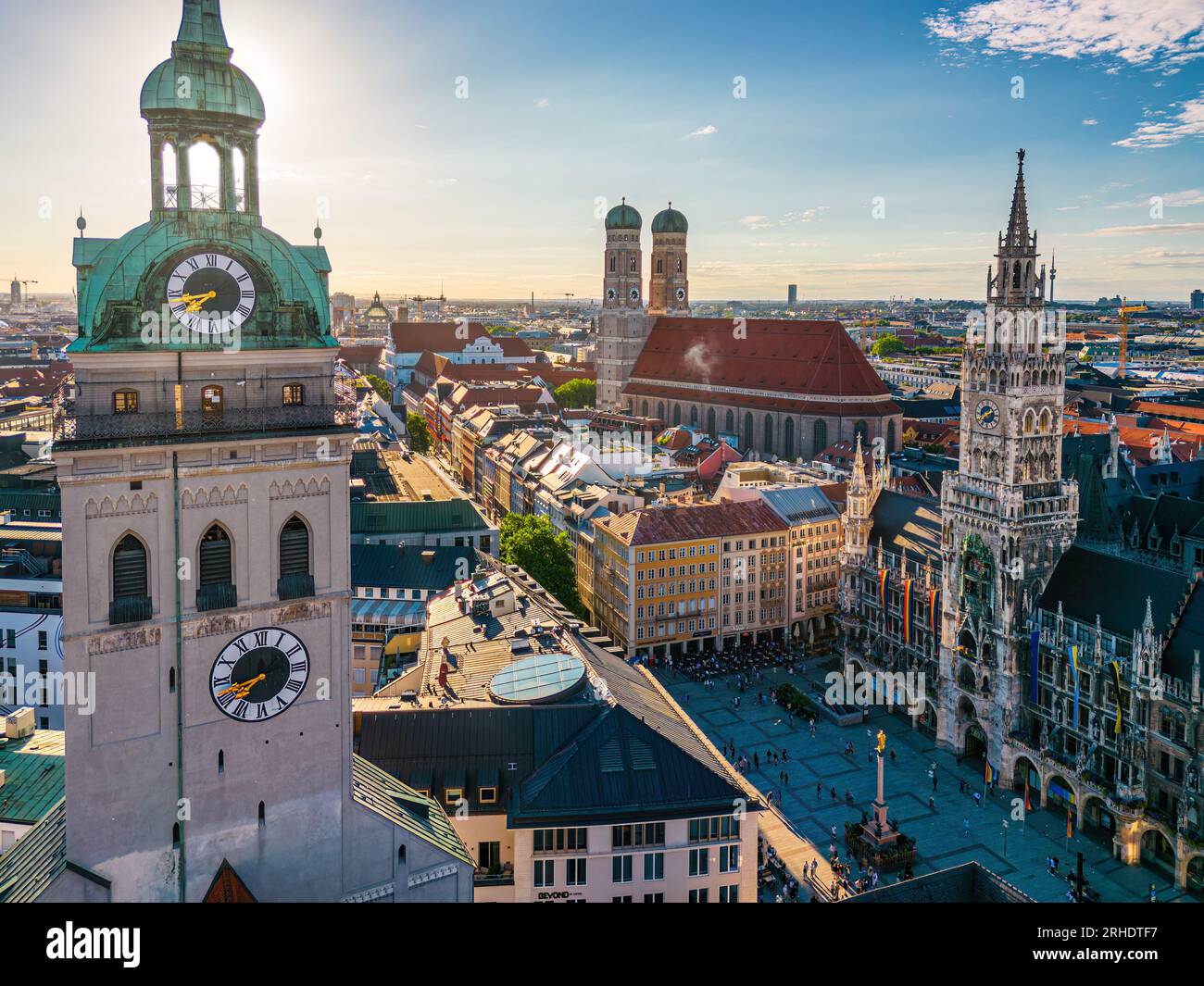 Munich skyline with Marienplatz New Town Hall Stock Photo - Alamy