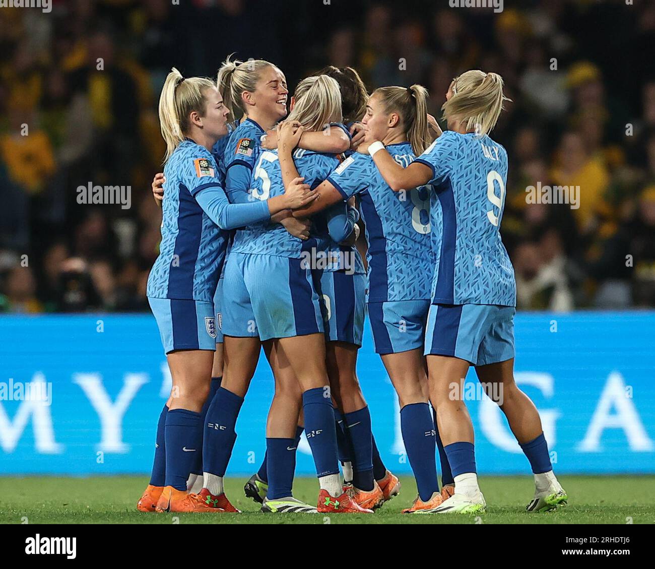 Ella Toone #10 of England celebrates her goal to make it 0-1 during the ...