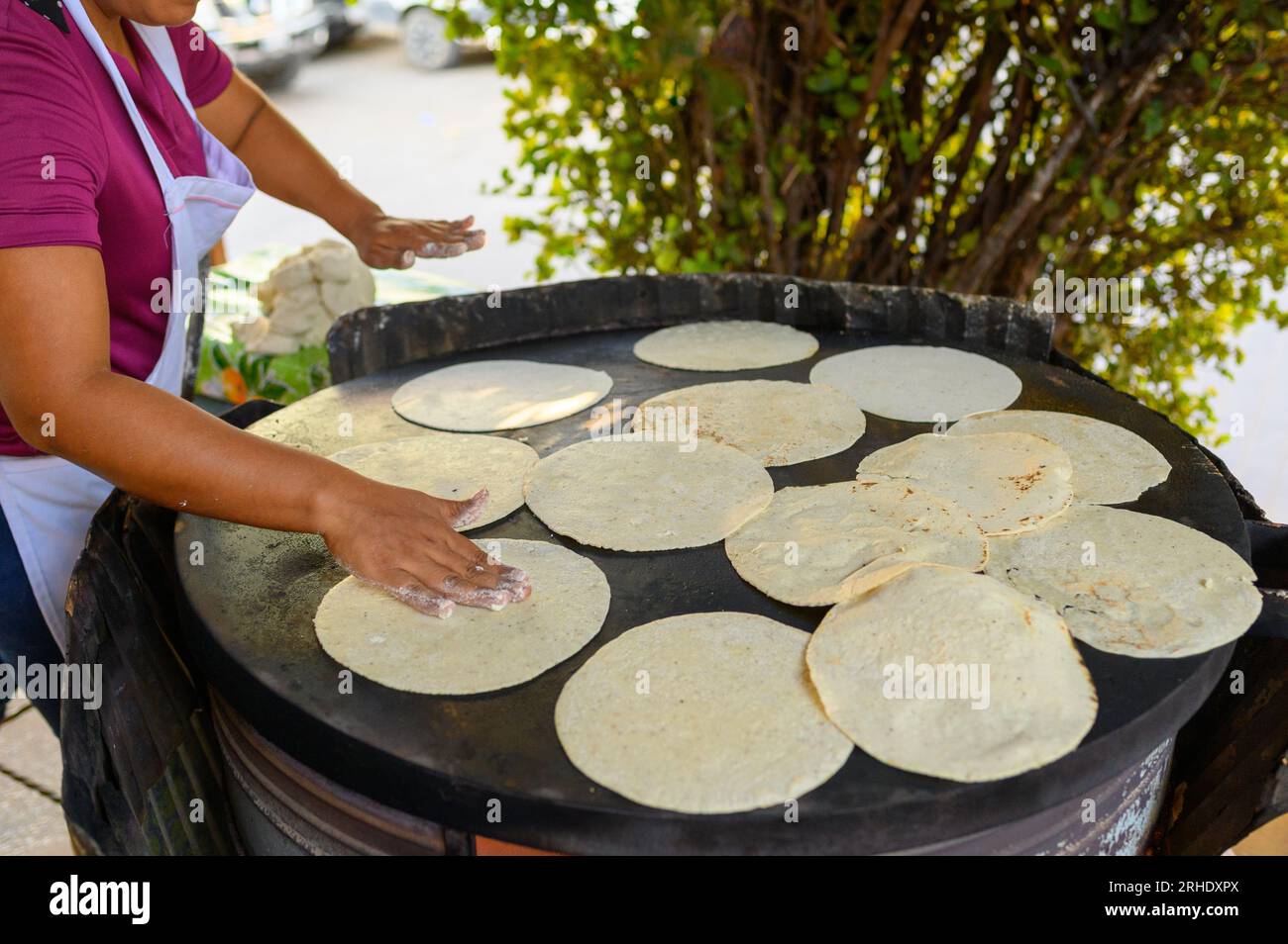 Flour tortillas in mexican hi-res stock photography and images - Alamy