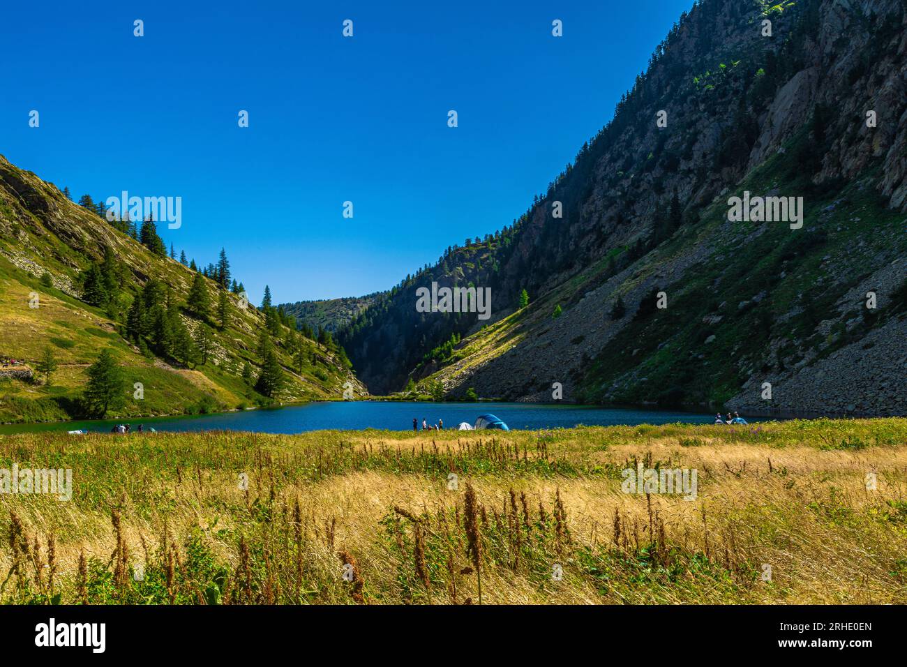 At the foot of the Testa dell'Autaret, going up the San Bernolfo valley ...