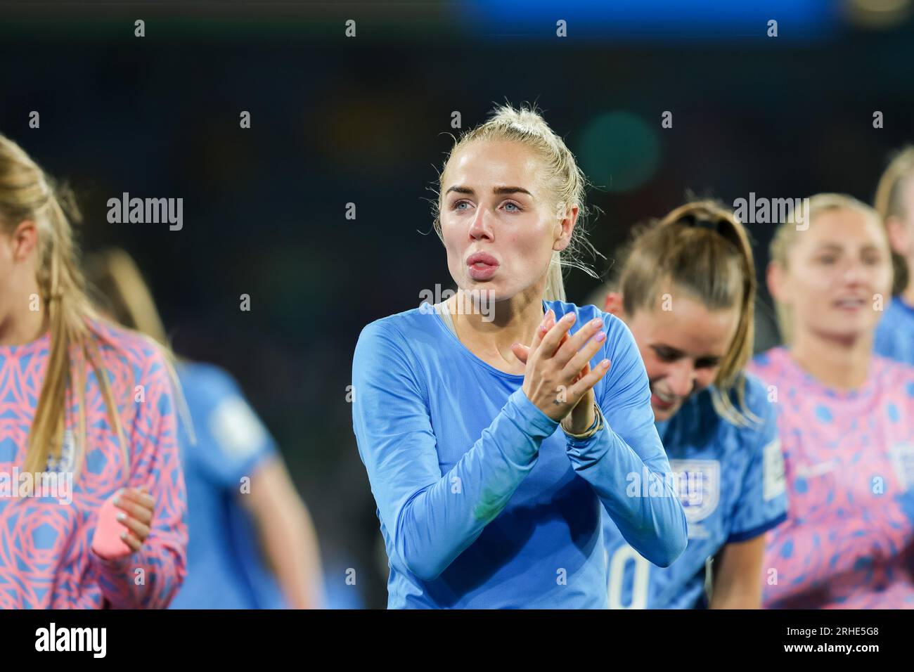 Victor modo hi-res stock photography and images - Alamy