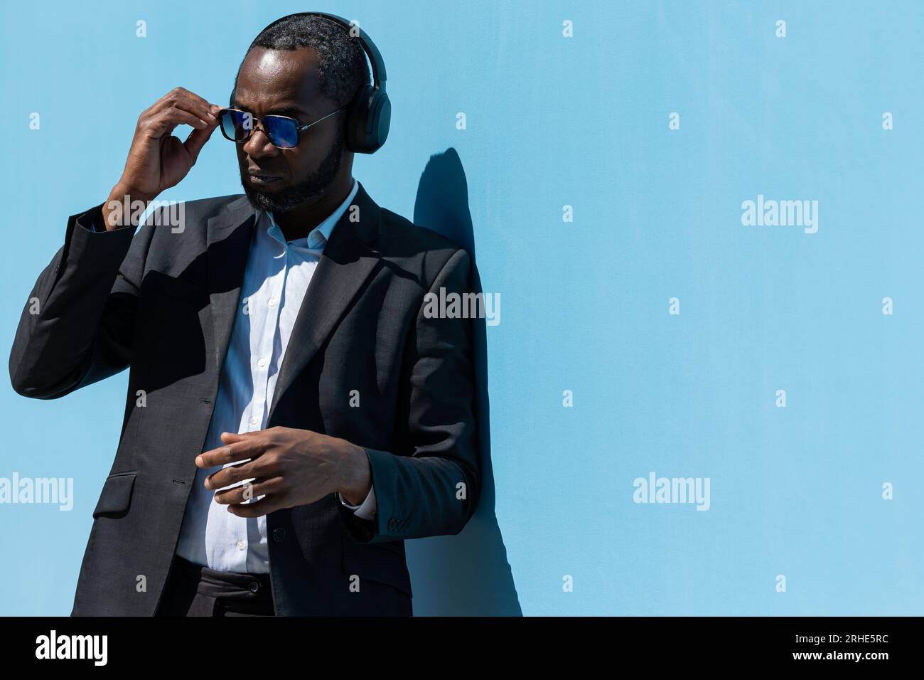 Dark skinned individuality hi-res stock photography and images - Alamy