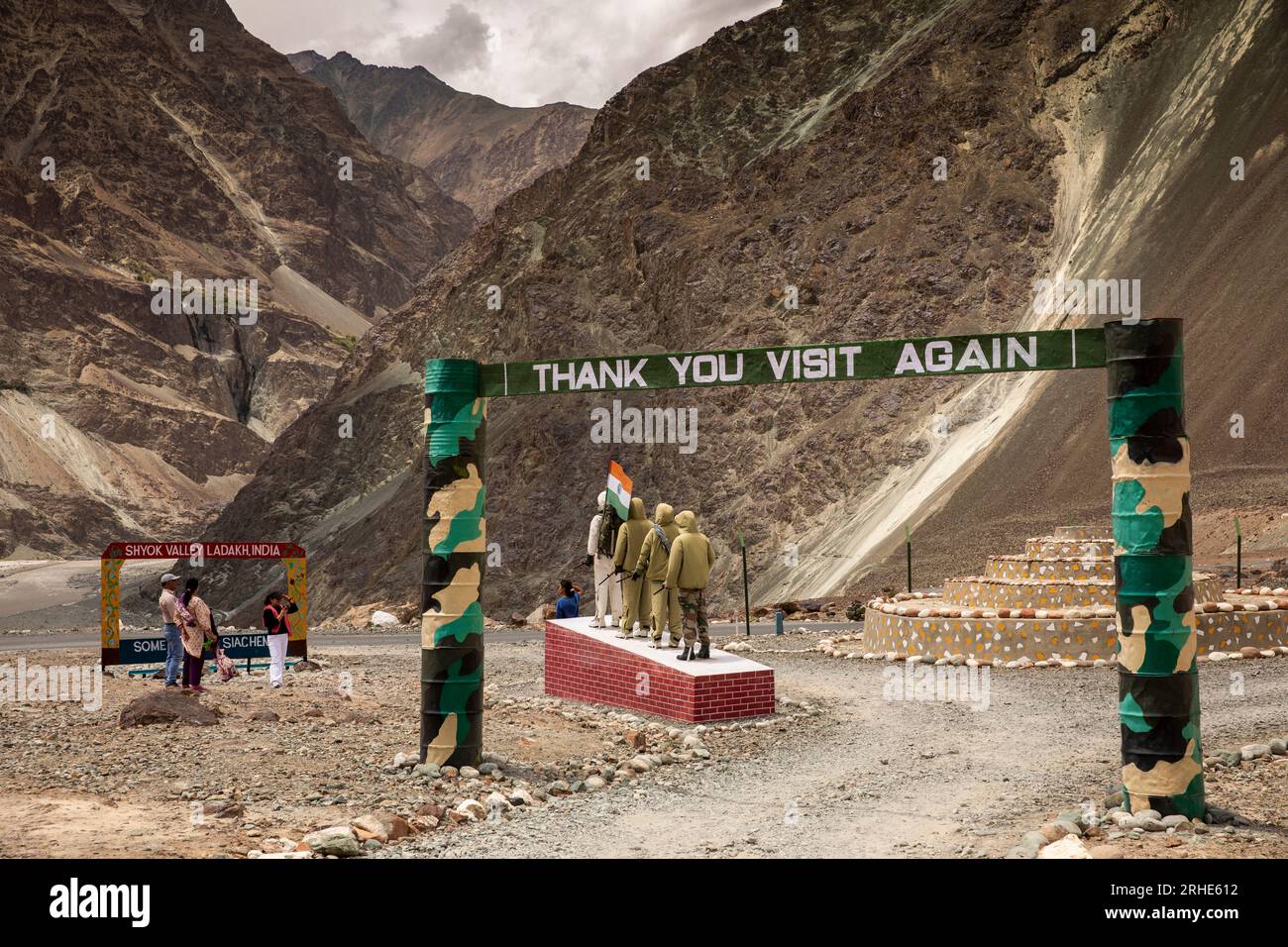 India, Ladakh, Nubra Valley, Turtuk, Shyok War Memorial tourists at ...