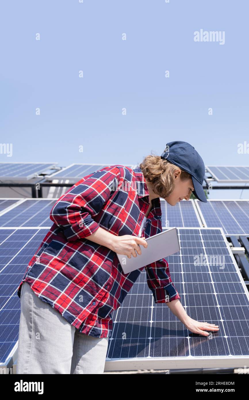 Solar panel maintenance hi-res stock photography and images - Alamy