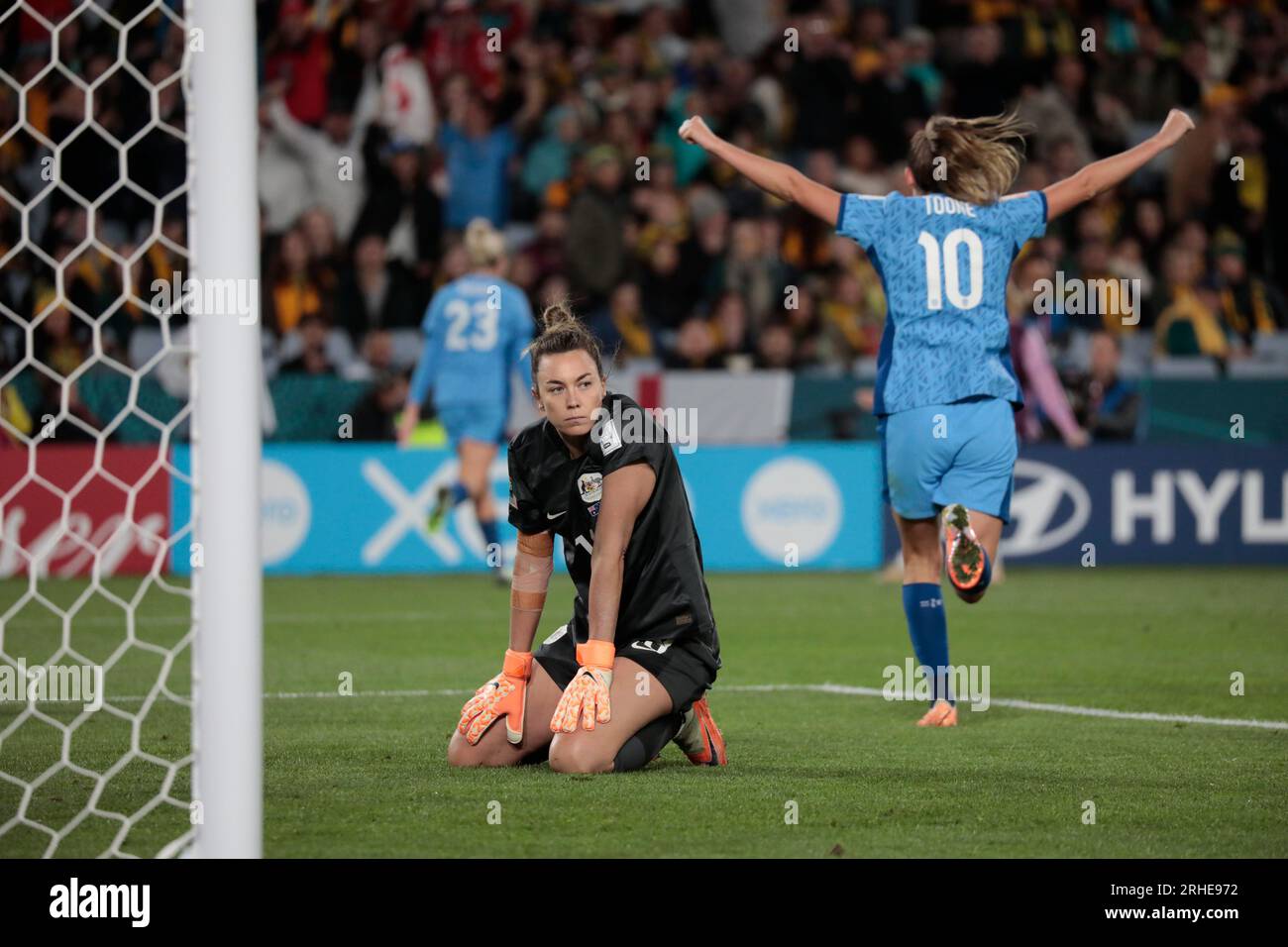 Ella toone goal celebration hi-res stock photography and images - Alamy