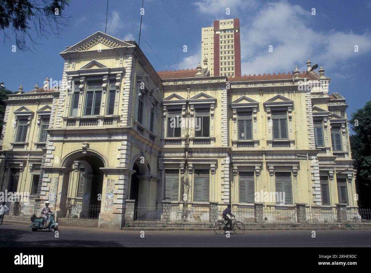 the Colonial House of Maya Hall of Lord Mayo in Old Bengaluru in the ... the Colonial House of Maya Hall of Lord Mayo in Old Bengaluru in the ...