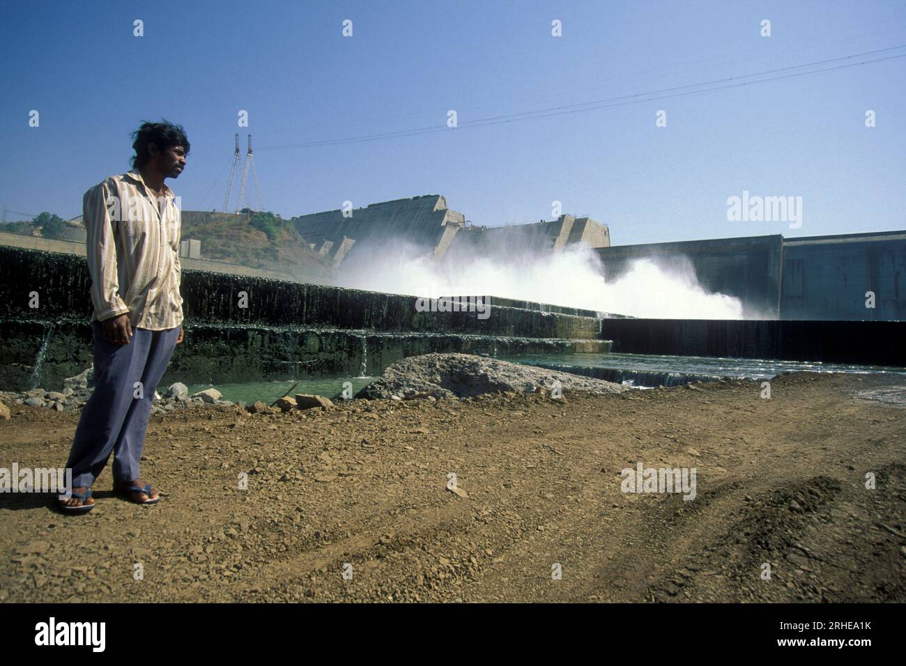 The Construction site of the Sardar Sarovar Dam at the Narmada River ...