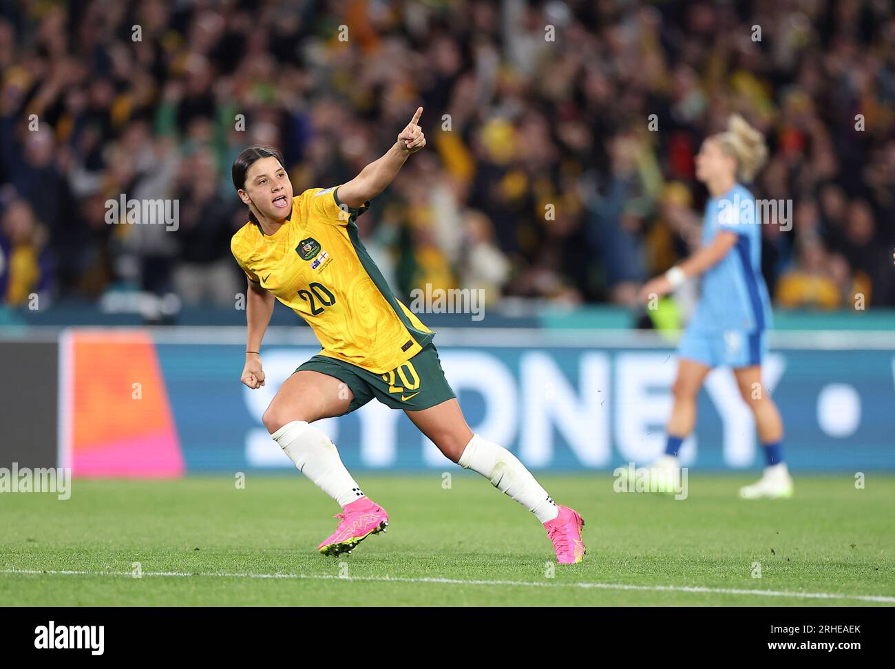 Sam kerr australia england hi-res stock photography and images - Alamy