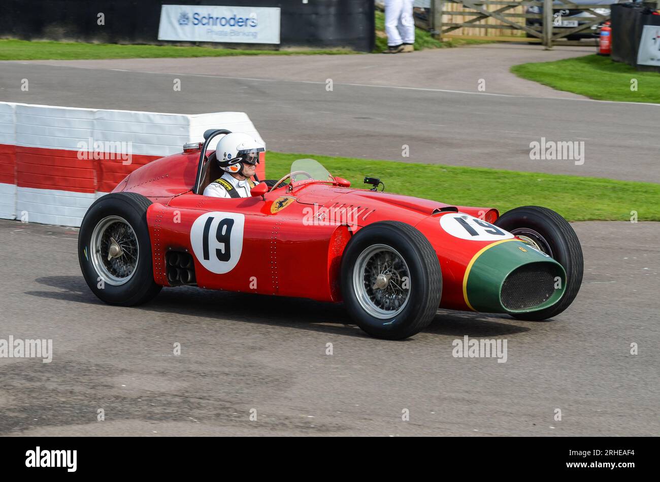 Alain de Cadenet driving a Lancia-Ferrari D50A classic Grand Prix race ...