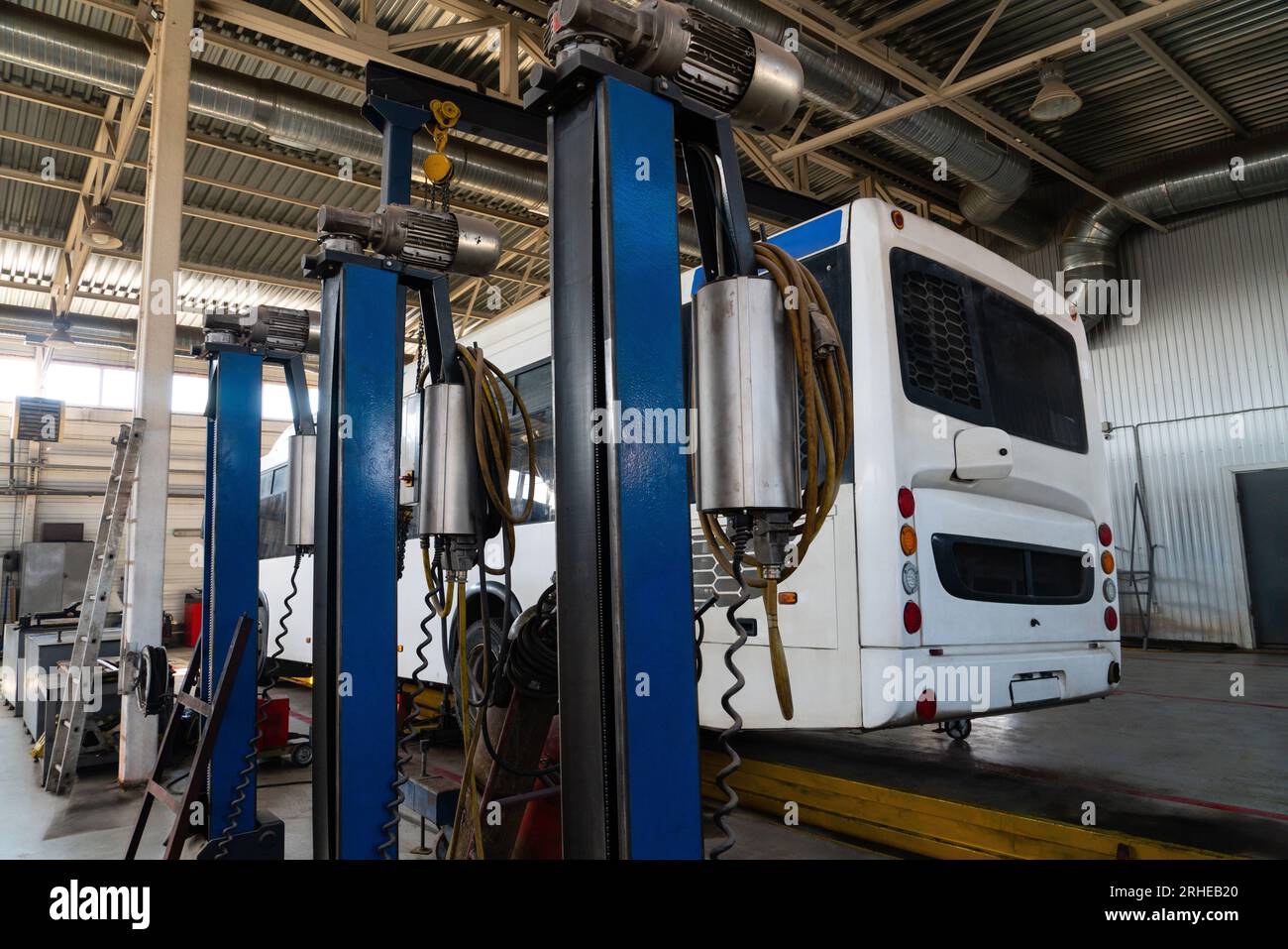 Bus repair station hi-res stock photography and images - Alamy