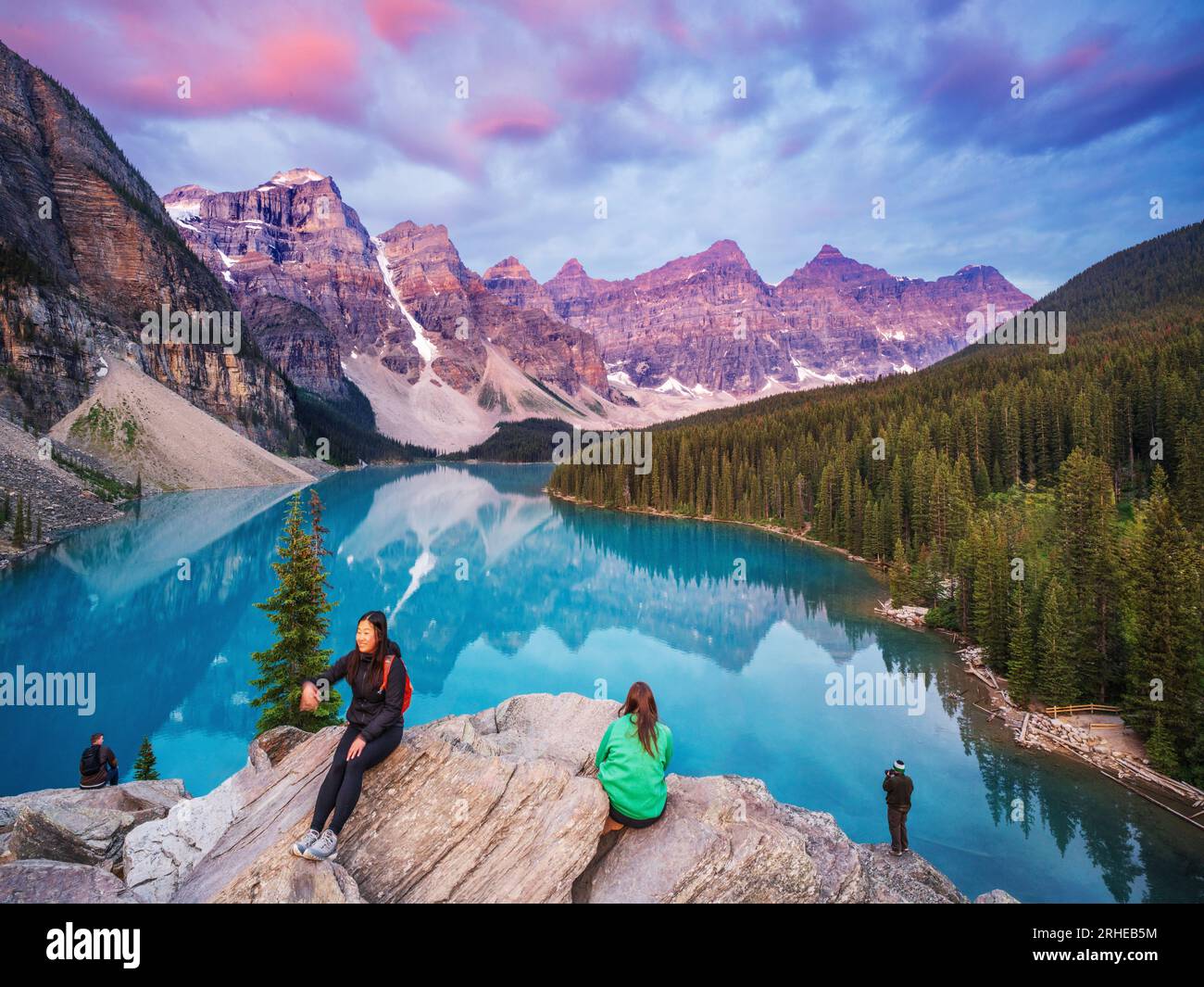 Moraine Lake Sunrise during summer in Banff National Park, Canadian ...