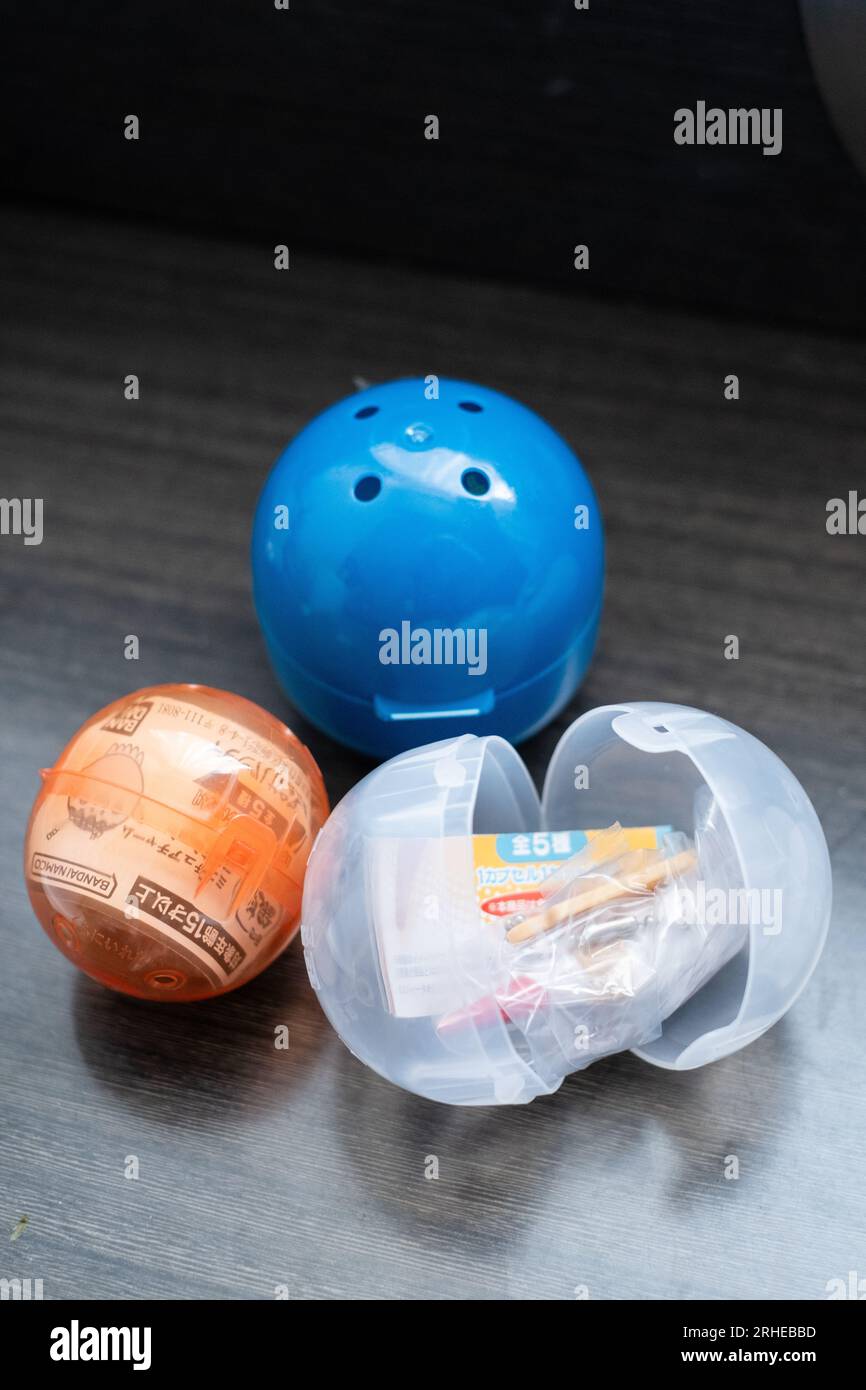 Gashapon hi-res stock photography and images - Alamy