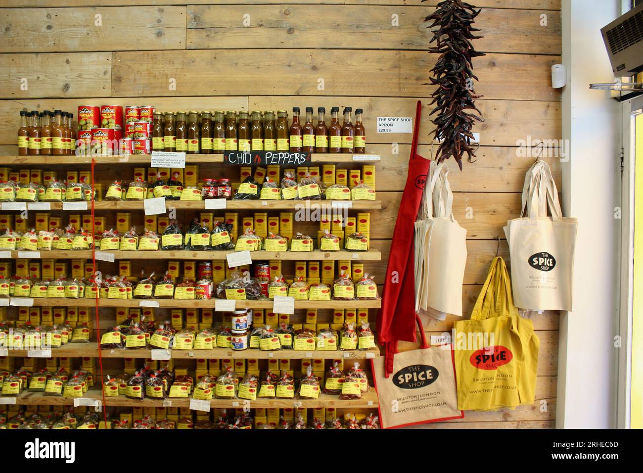 brighton sussex england uk the spice shop gardner street Stock Photo ...