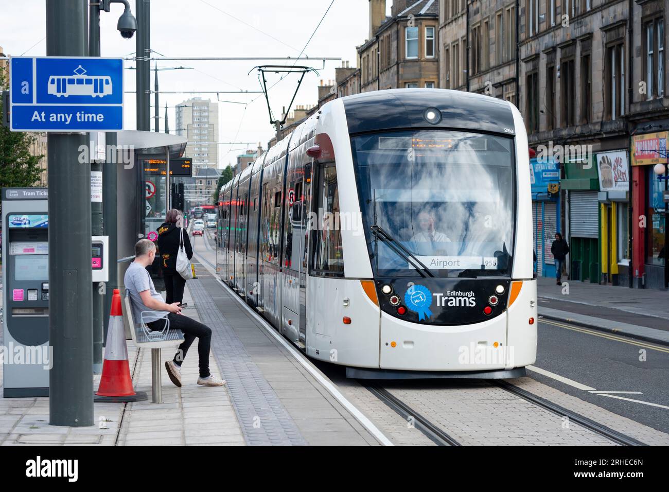 Trams to newhaven edinburgh hi-res stock photography and images - Alamy