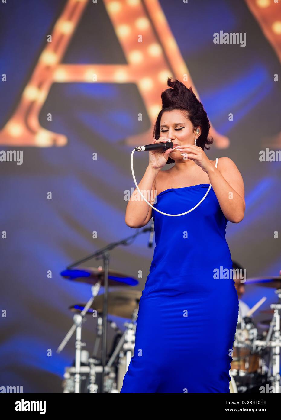 Raye singer hi-res stock photography and images - Alamy