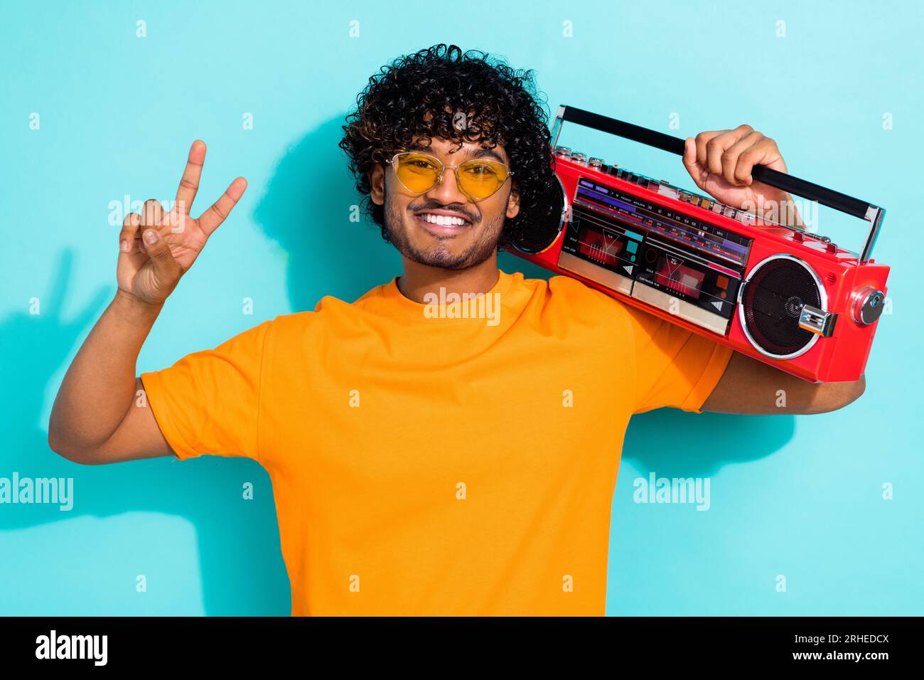 Photo of cheerful cool macho wear sunglass summertime party show v sign ...