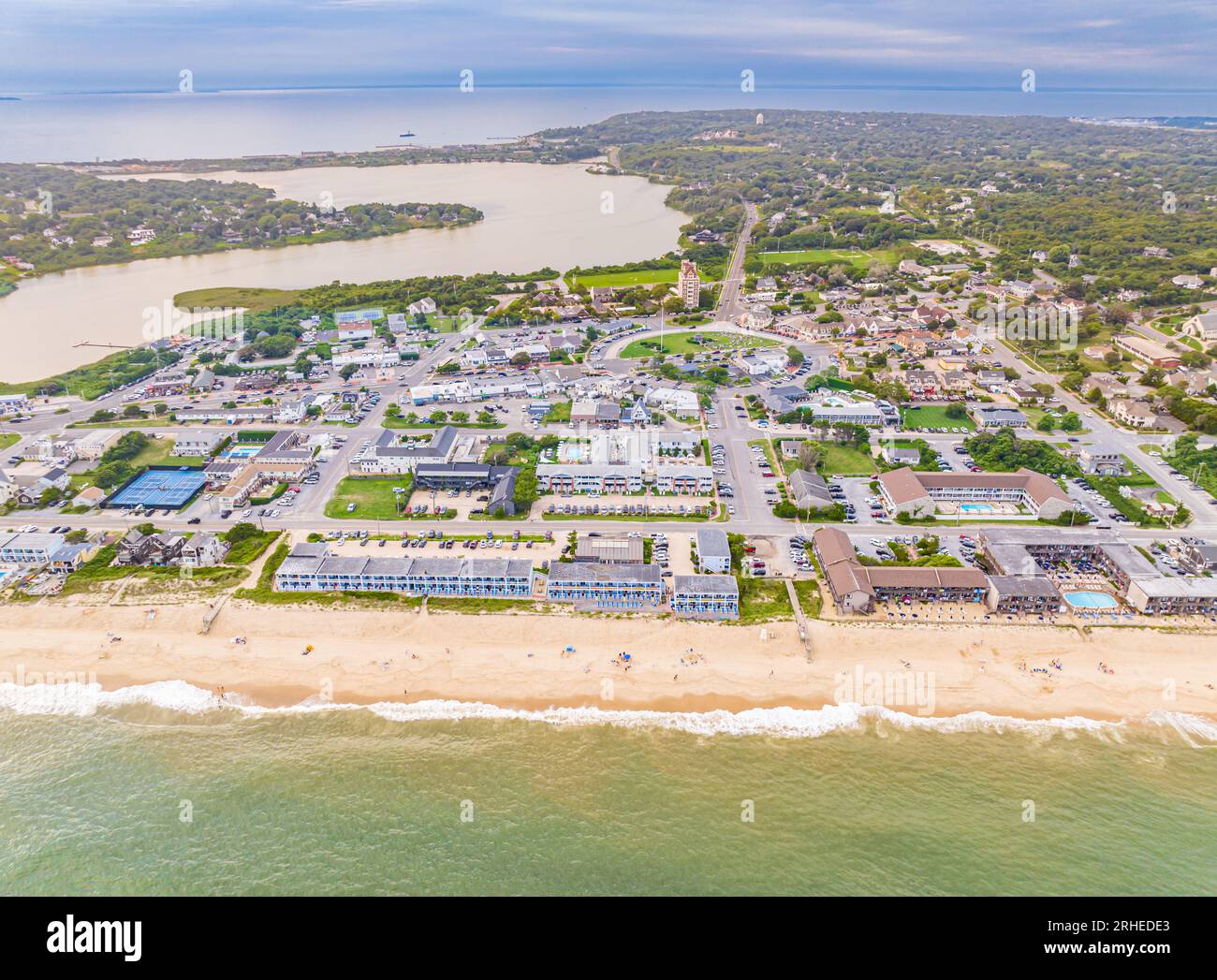 Ocean front buildings houses hi-res stock photography and images - Alamy