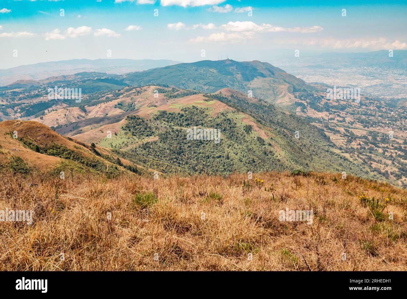 Scenic view of loreza peak in Mbeya Paek seen from Mbeya Peak, Tanzania ...