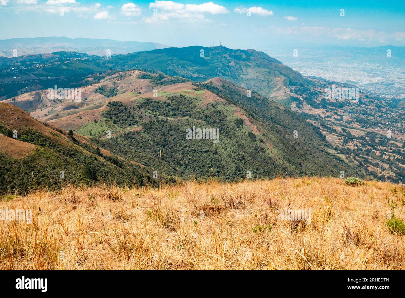 Scenic view of loreza peak in Mbeya Paek seen from Mbeya Peak, Tanzania ...